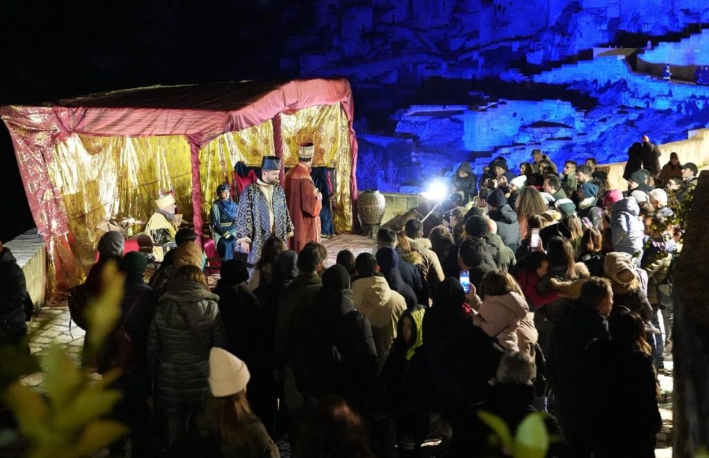 Presepe Vivente nei Sassi di Matera 2025: tradizione, pace e dialogo ...